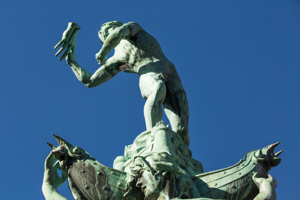 Antwerpen in 24 foto's